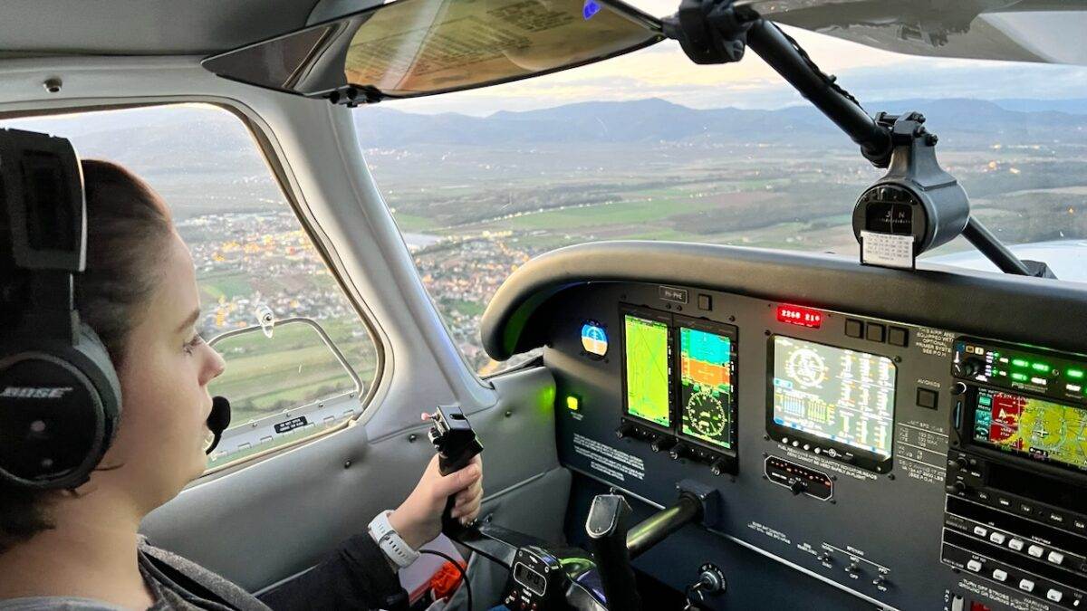 Accelerated Flight Training | SKY academy